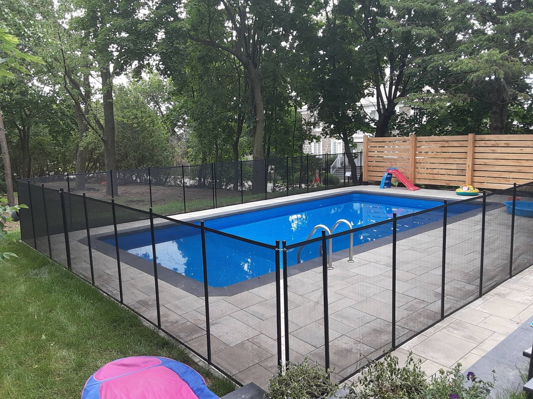 Home - AQUAFENCE pool fences | Clôtures de piscine Aquafence